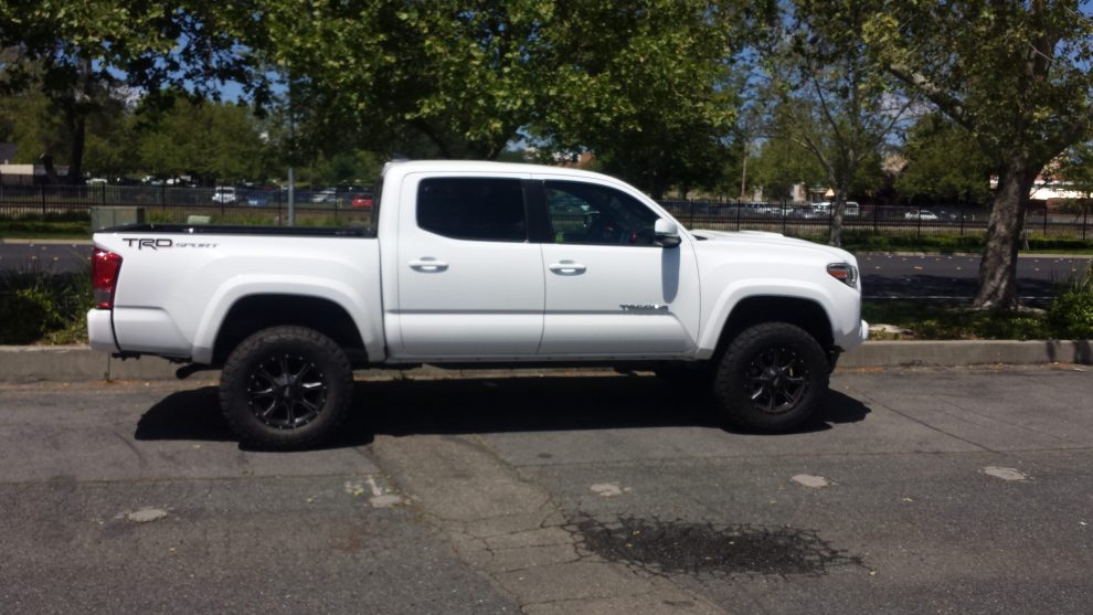 2005-2023 Toyota Tacoma PreRunner 3.0″ Front & 2.0″ Rear Lift Kit – 4×4 ...